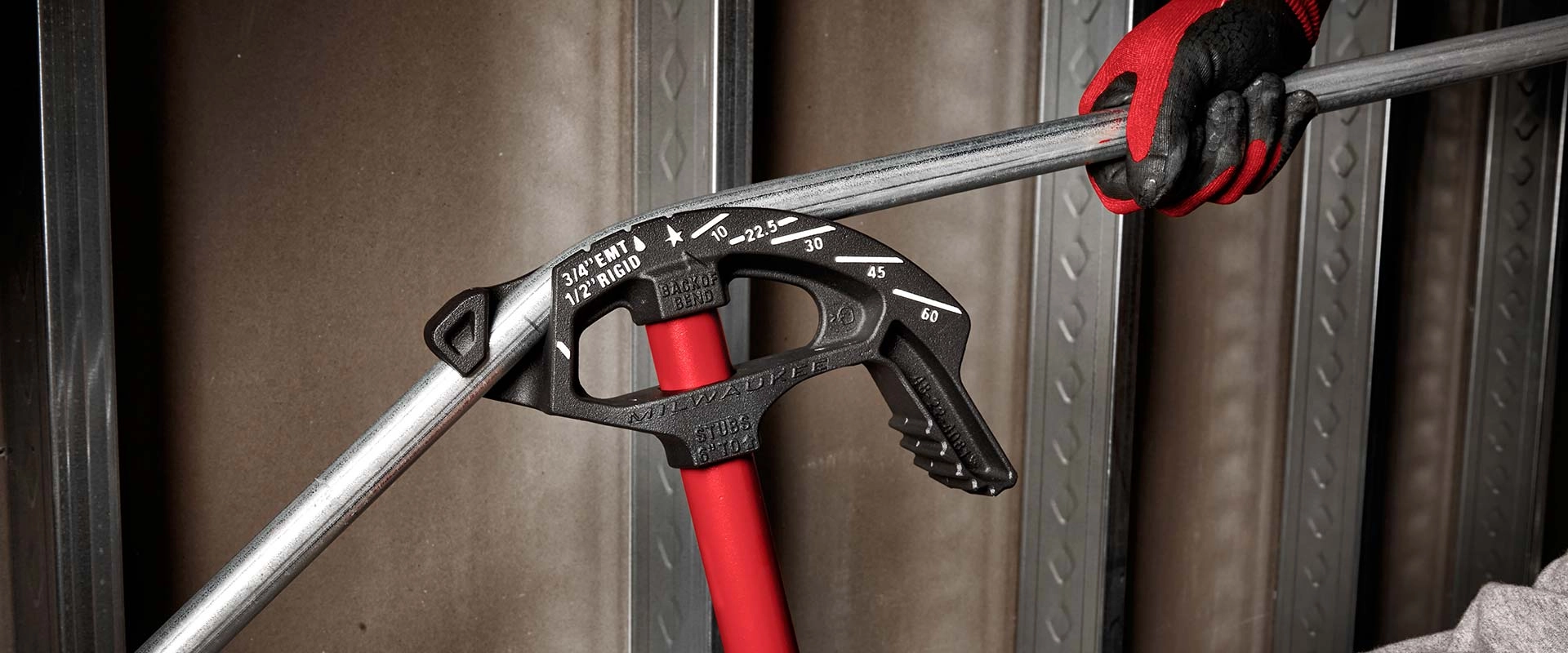 Bending and Pulling | Milwaukee Tool