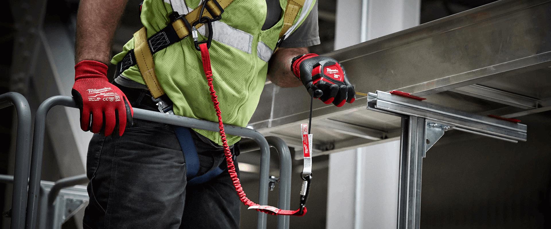 Tool Lanyards | Milwaukee Tool