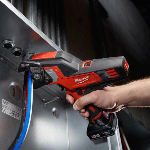 M12TM Cordless 600 MCM Cable Cutter